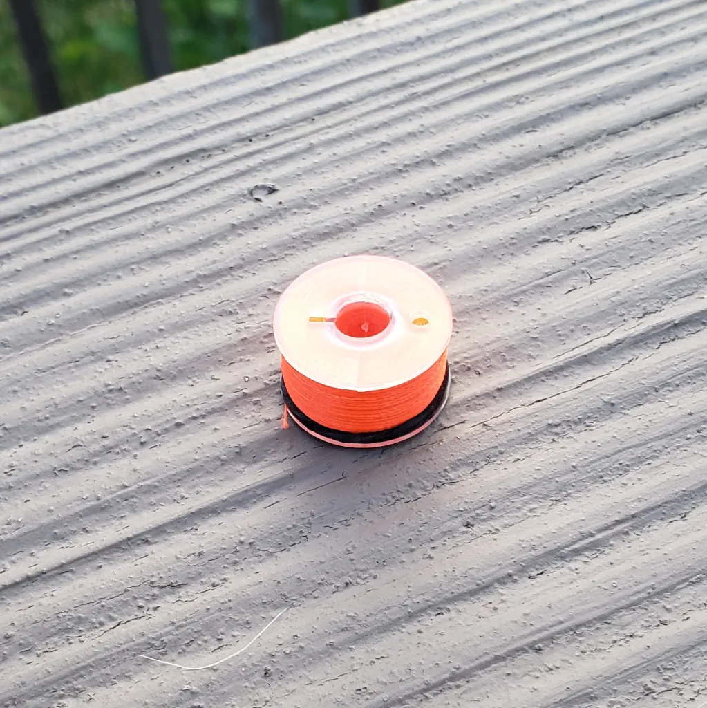 Atlas Miracle Thread with Dispenser - Clear - Purple Taco